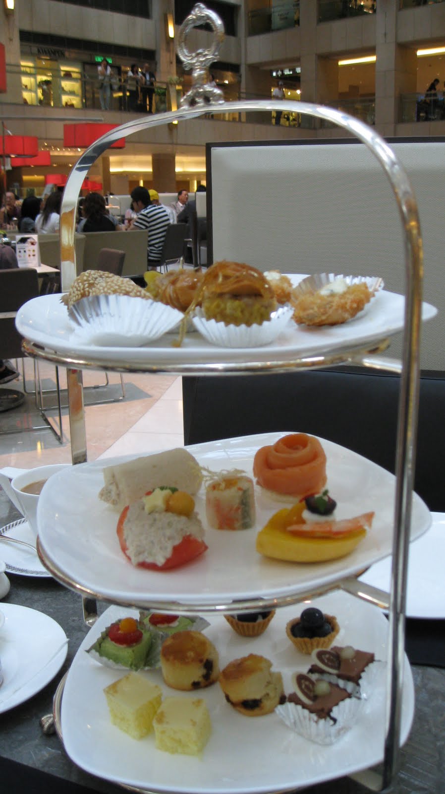 Food and the City: Cafe Landmark HK