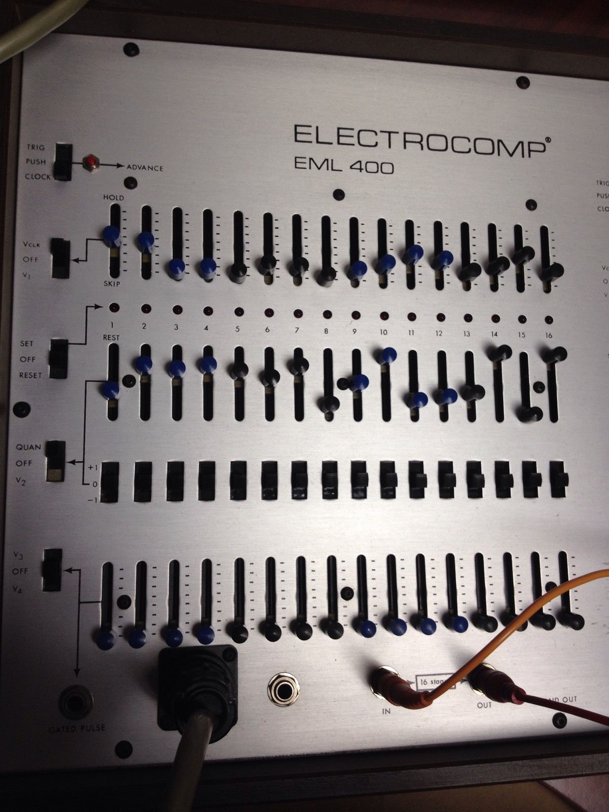 MATRIXSYNTH: Eml Electrocomp 400-401