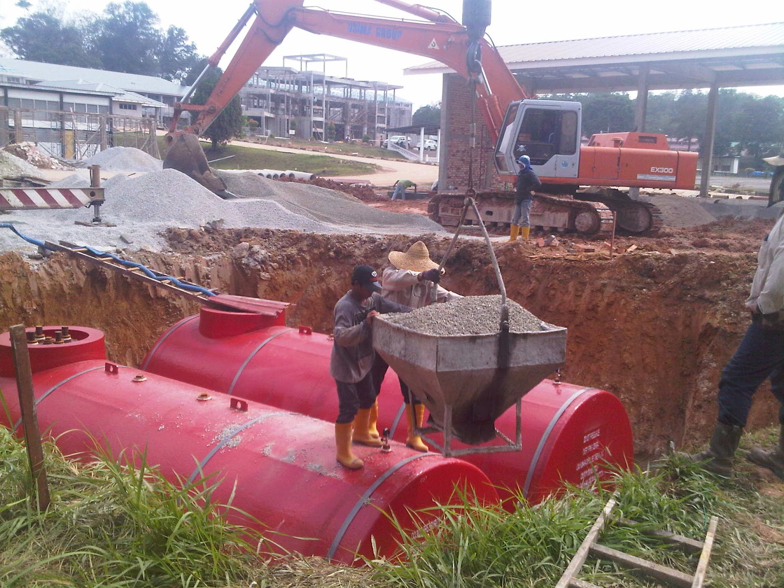 Yunus Badawi: Tangki Minyak Bawah Tanah