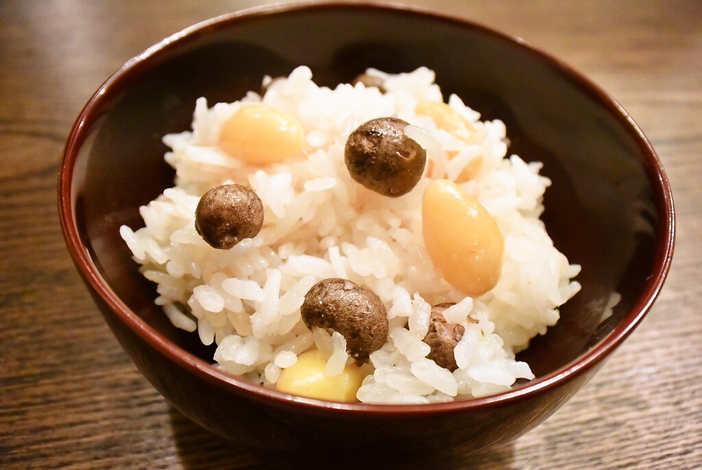 Recipes for Tom: Mukago ginnan gohan / steamed rice with mountain yam ...