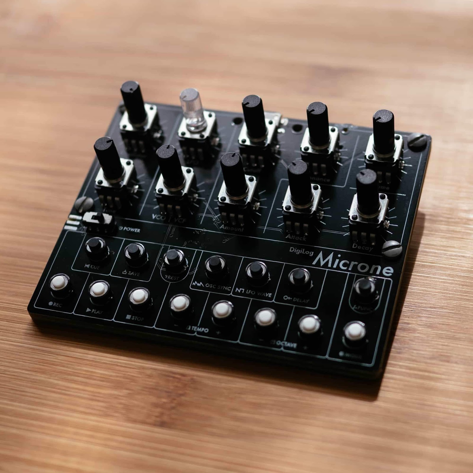 MATRIXSYNTH: New DigiLog Tokyo Microne Sequencer