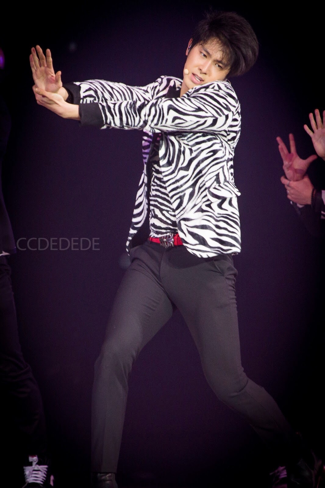 UKNOW PARADISE: [HQ PIC] 150124 Yunho at TVXQ! Special Live Tour ...