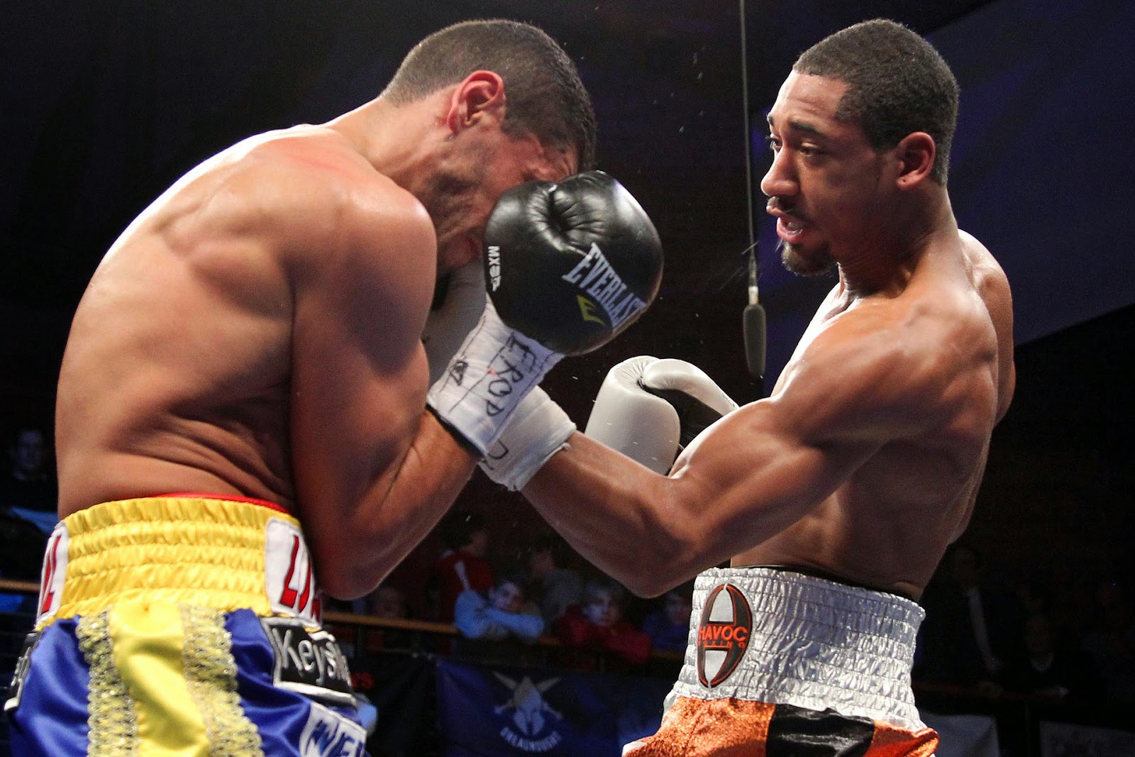 Boxing Brains: Demetrius Andrade vs Vanes Martirosyan: One for the purists
