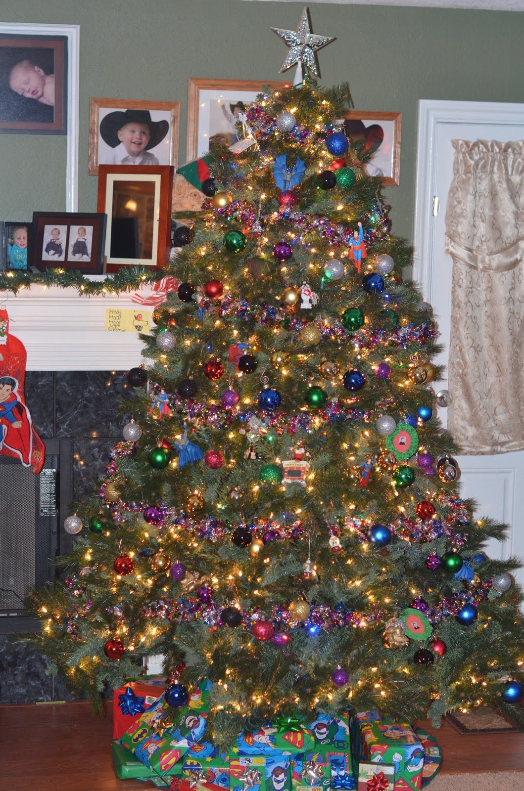 Entertaining Angels: It's a SUPER BAT. Kind of Christmas!