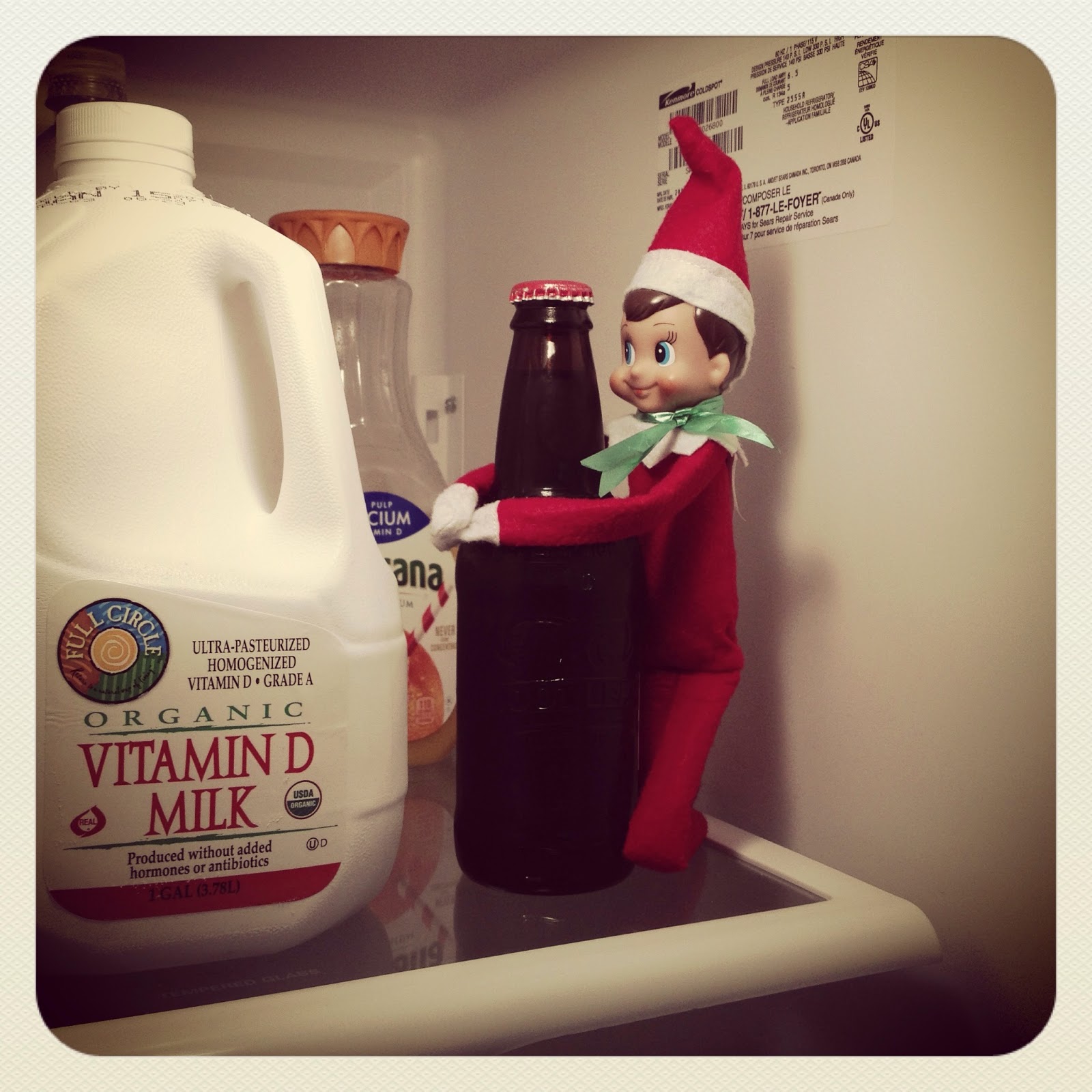 more than 9 to 5...my life as "Mom": the elf