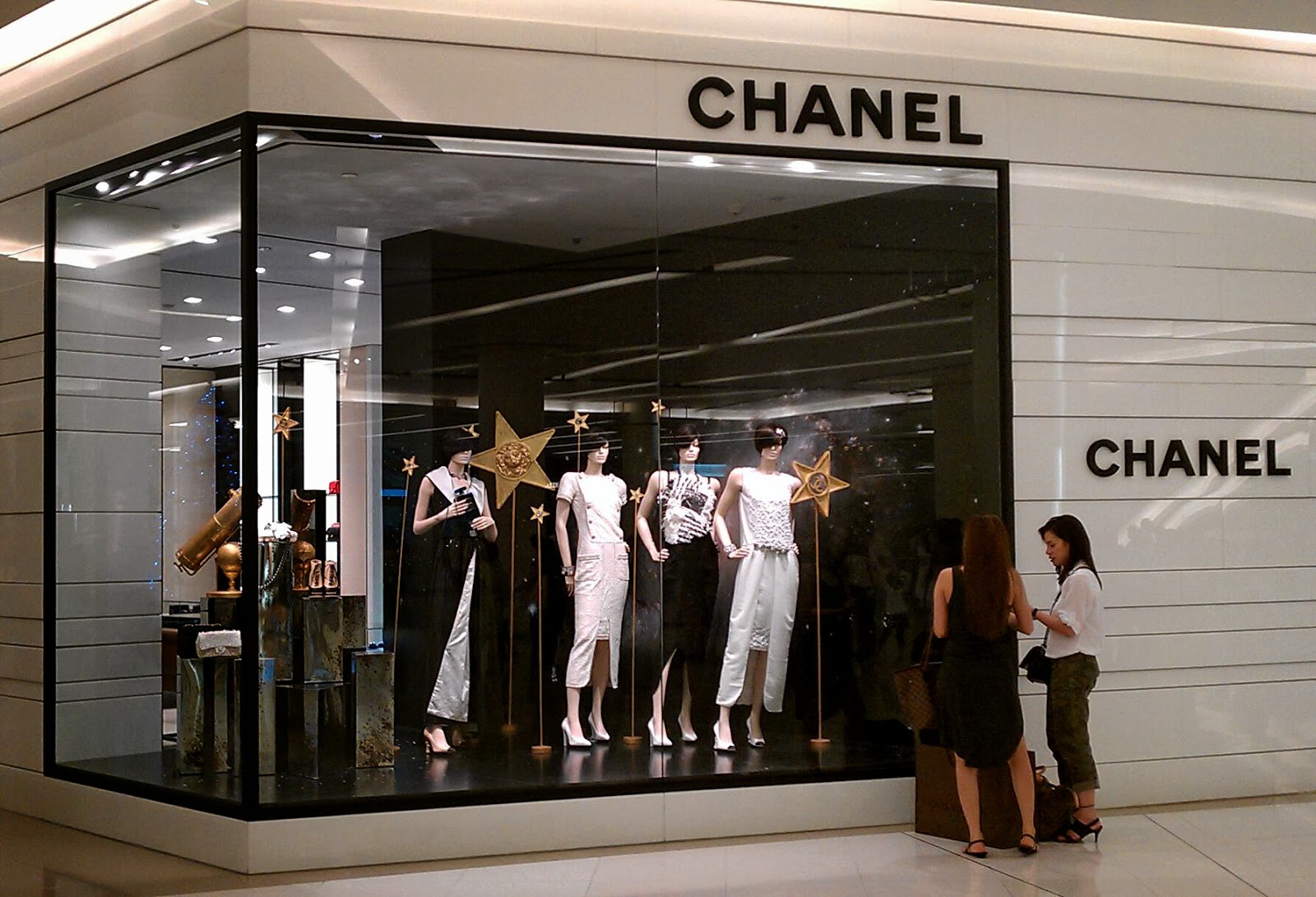 CHANEL Christmas Windows, Bangkok