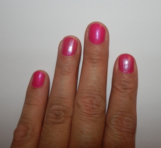 Think Pink Nails - themakeupnut