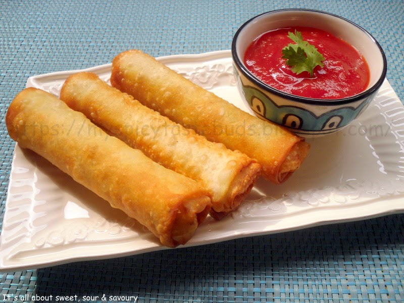 My Spicy Taste Buds: Cabbage & Potato Spring Rolls