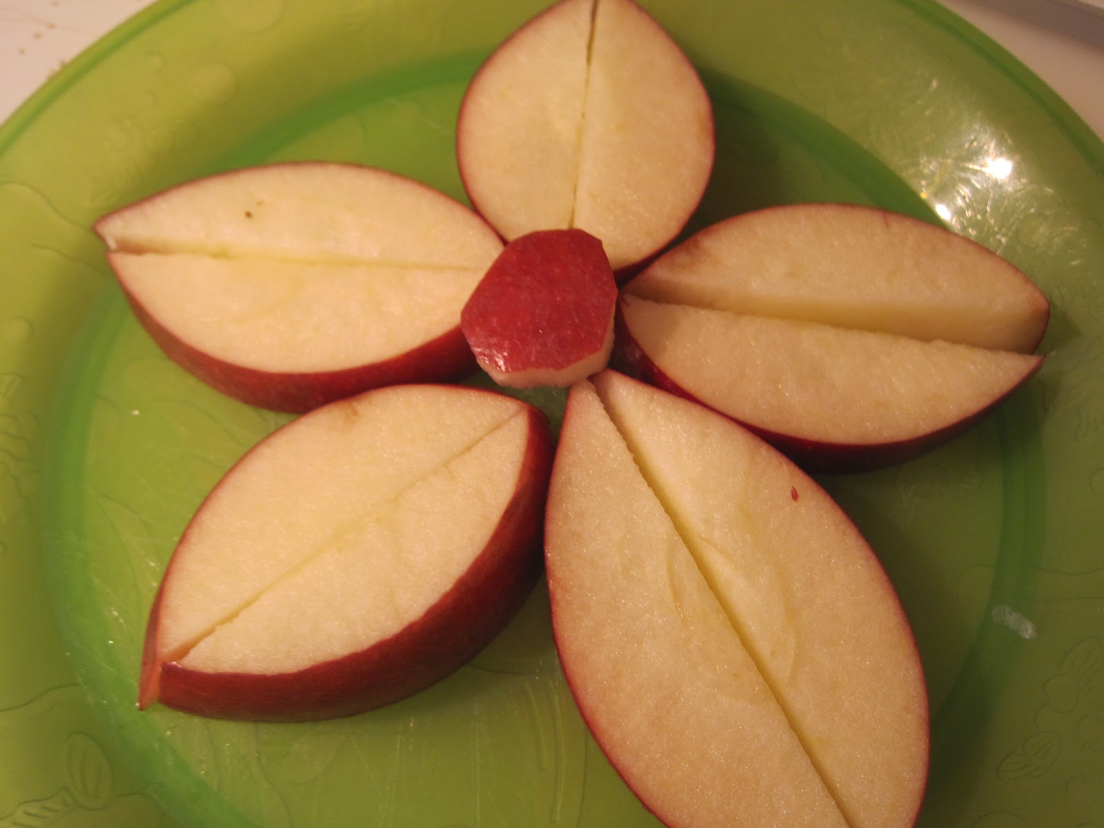 walk in the sunshine: Apple Slice Flowers