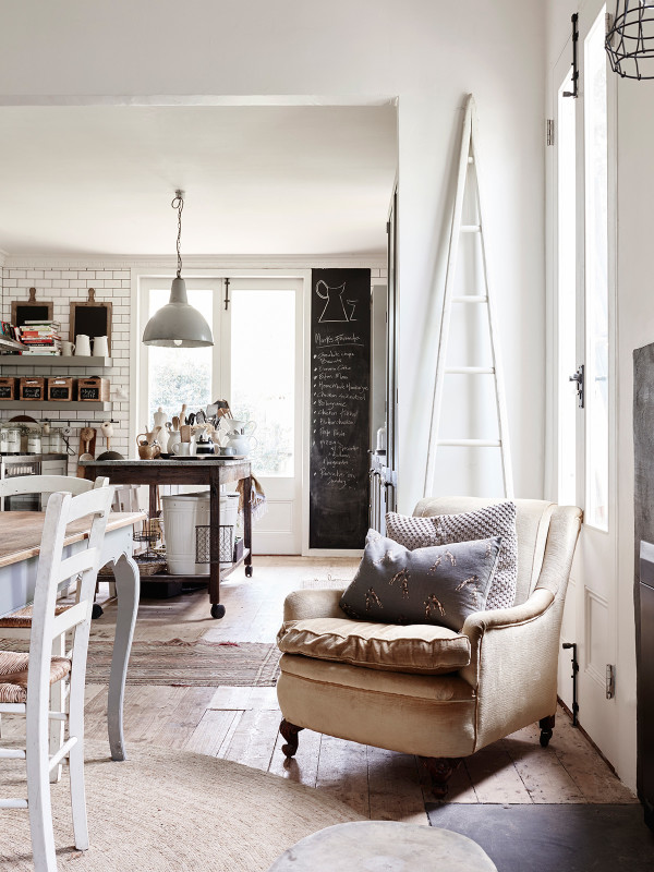 Rustic and natural Australian Home