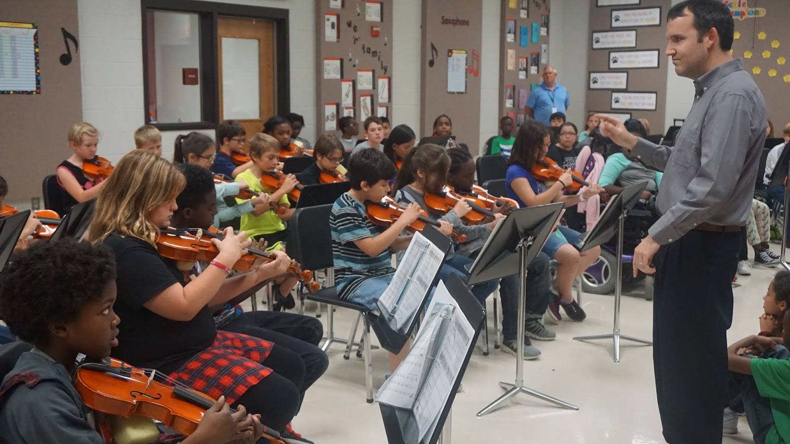 Your Mansfield ISD: MISD Students Explore the Sounds of Strings