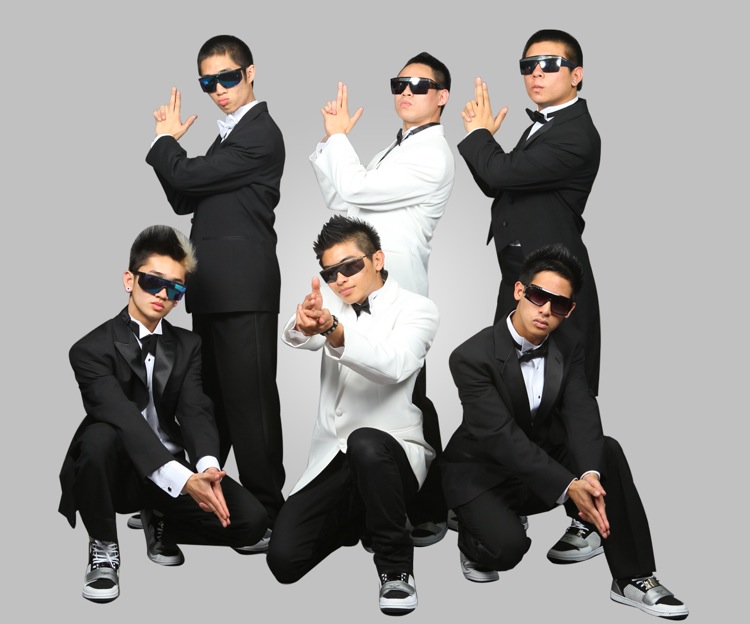 Keceh WORLD: POREOTICS