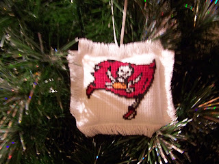 EASY PATTERNS: Tampa Bay Buccaneers cross-stitch pattern