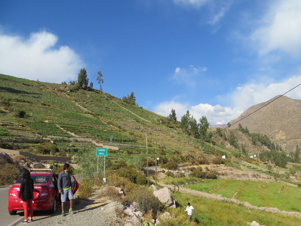 Fotos e Imágenes del Perú: Recorrido Turístico en Tarata