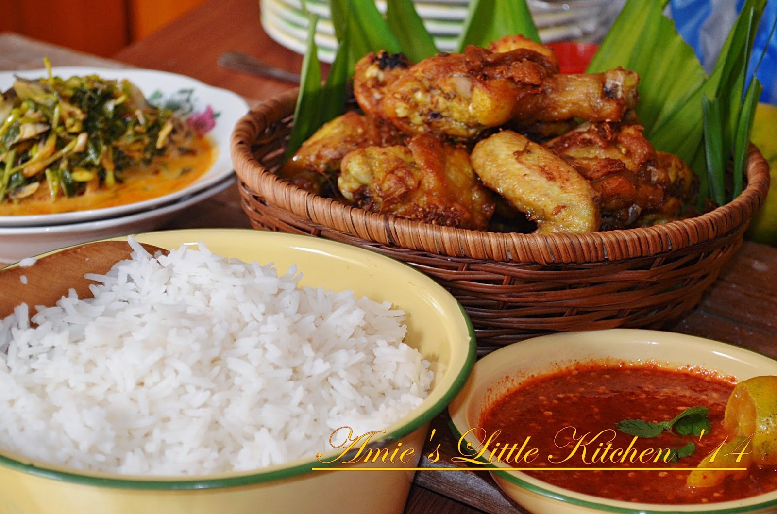 Masakan Kampung: Sayur Lodeh Cocos, Ayam Goreng Kampung & Sambal ...