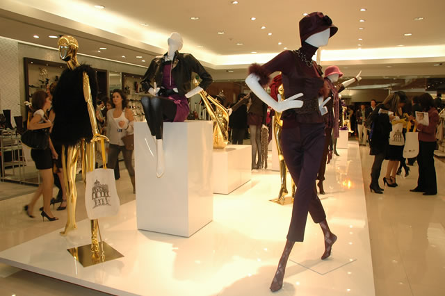 TIPOS DE ESCAPARATES INTERIORES