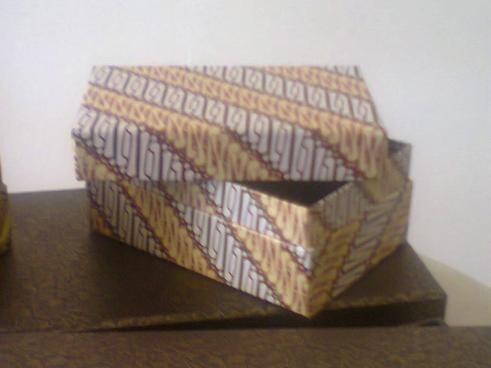 Gift box / Exclusive packaging Batik khas Indonesia