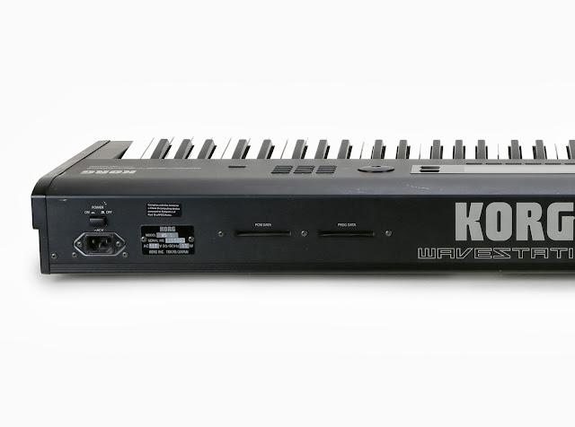 MATRIXSYNTH-B: Korg Wavestation Synthesizer SN 005333