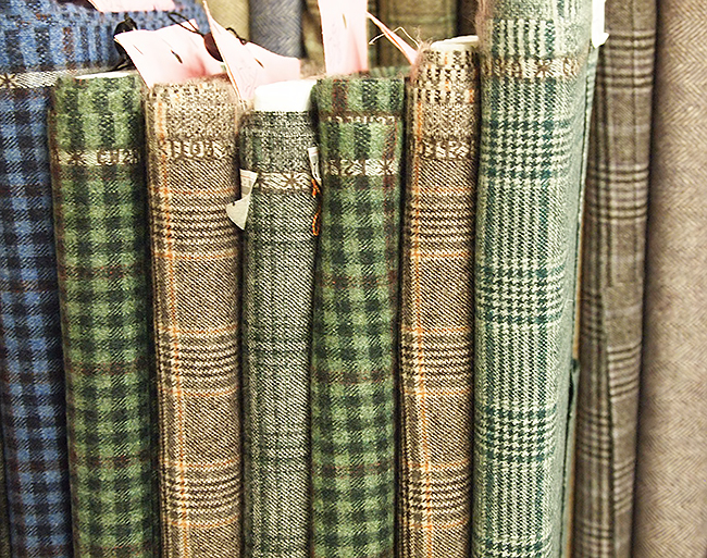 Samina: Kiton company