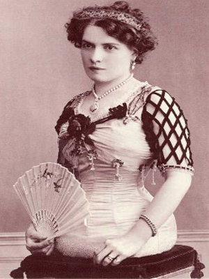 MA KARO: 10 Manusia Teraneh di Dunia