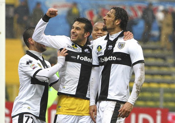 Amauri scores Rivaldo-esque bicycle-kick goal vs Pescara | inside World ...