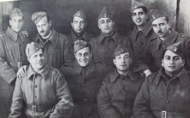 Ζήνων Παπαζάχος: 1940: ΟTΑΝ ΟΙ ΗΘΟΠΟΙΟΙ ΚΑΙ ΟΙ ΚΑΛΛΙΤΕΧΝΕΣ ΗΤΑΝ ΕΛΛΗΝΕΣ ...
