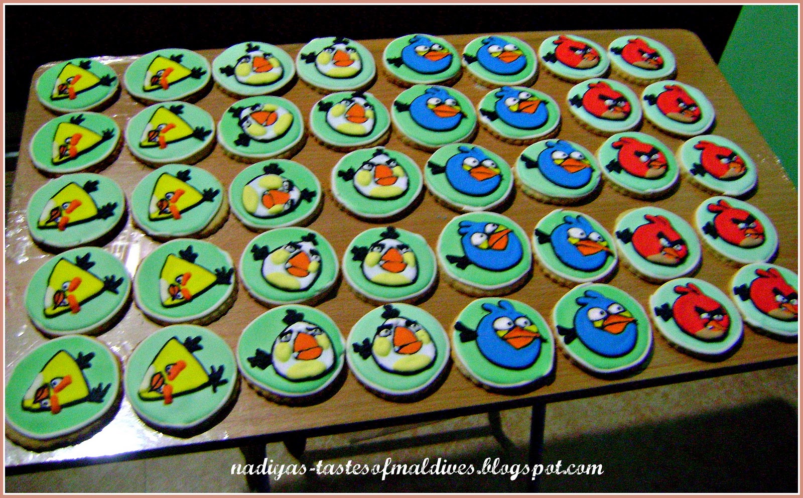 Nadiya's Tastes Of Maldives: Angry bird cookies