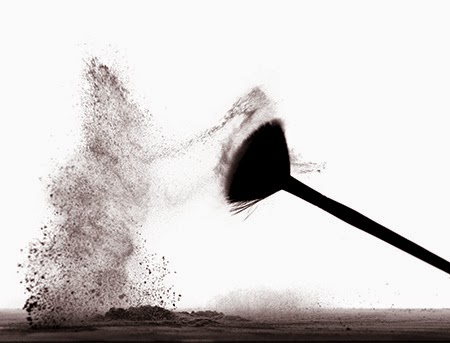 16 Borderline Genius Beauty Hacks for Baby Powder