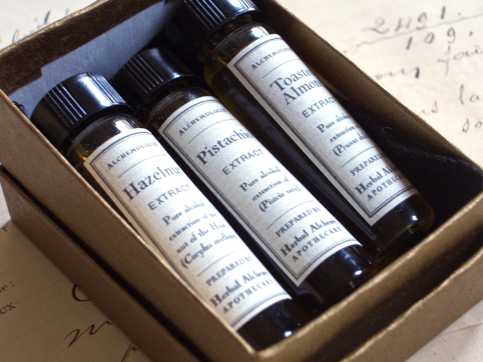 alchemologie: Capturing the Fragrance and Flavor of Winter