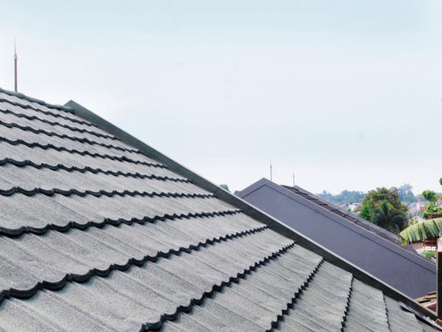 Atap metal rumah Anda berlubang? Inilah tipsnya! | SCI Pusat