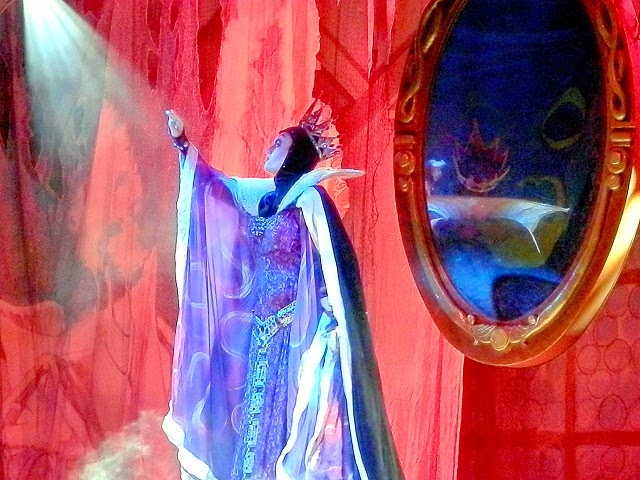 www.mieranadhirah.com: Disney Live! Three Classic Fairy Tales in pictures