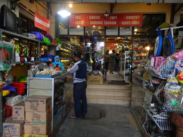 SangPetualang: Desa Wisata Manding, Tempatnya Cari Produk Kerajinan ...