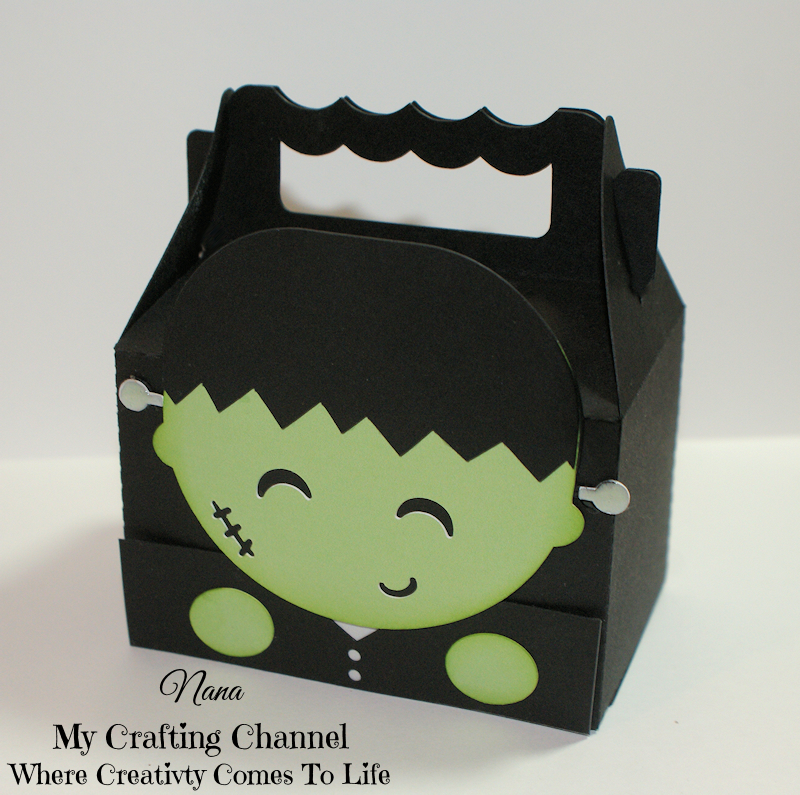 2 Creative Chicks Mid-Posting: (4 Halloween Treat Boxes)