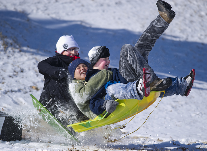 Bryan Kelsen Photography: Extreme sledding