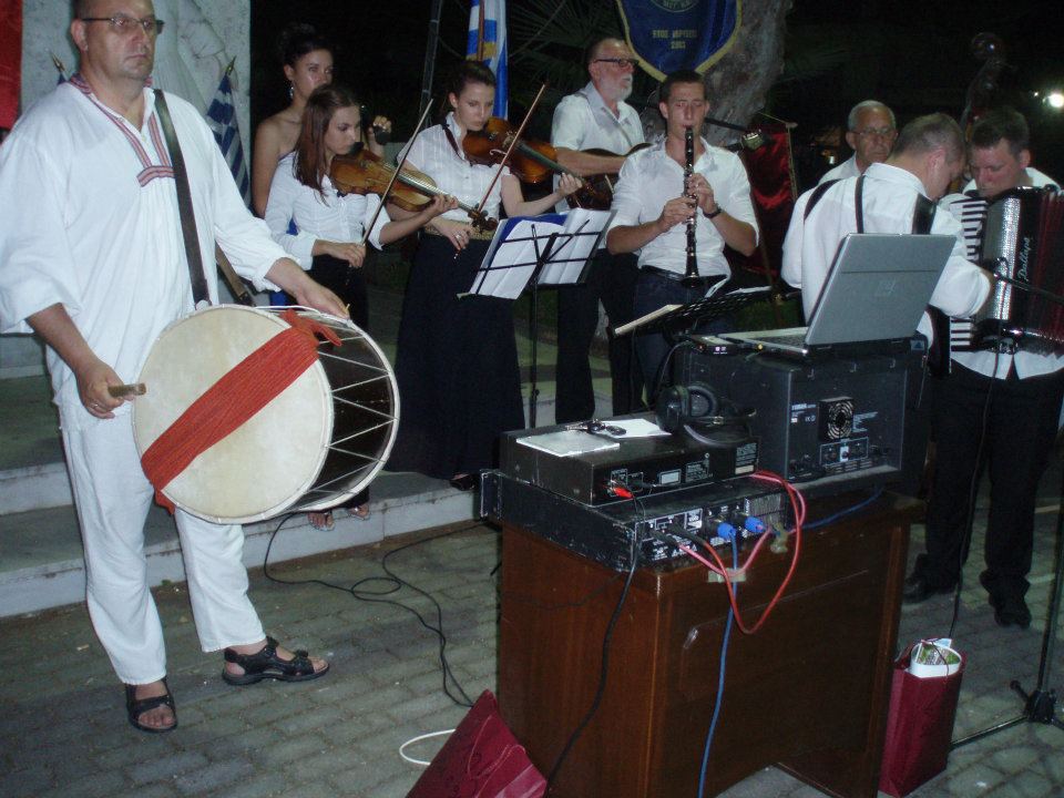 ΜΕΓΑΛΑ ΚΑΛΥΒΙΑ - ΤΟ ΣΠΙΤΙ ΤΟΥ ΠΟΛΙΤΙΣΜΟΥ: ΧΟΡΕΥΤΙΚΕΣ ΟΜΑΔΕΣ ΑΠΟ ΣΕΡΒΙΑ ...