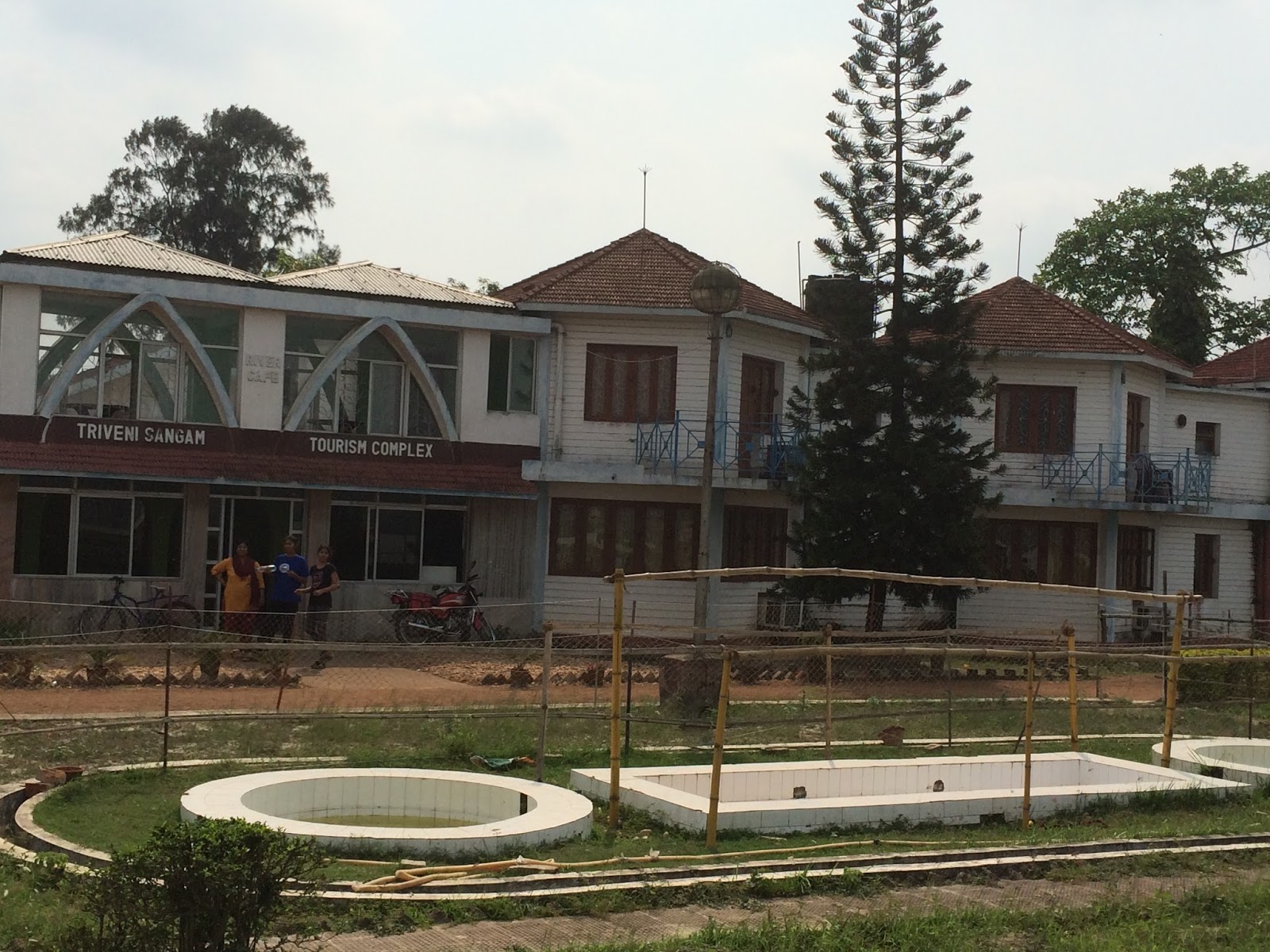 Sights & Sounds of India- and beyond: A Day by the River at Geonkhali