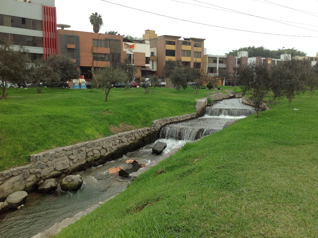 Lima Milenaria: El Canal Surco en Chorrillos: ¡se necesitan más de ...