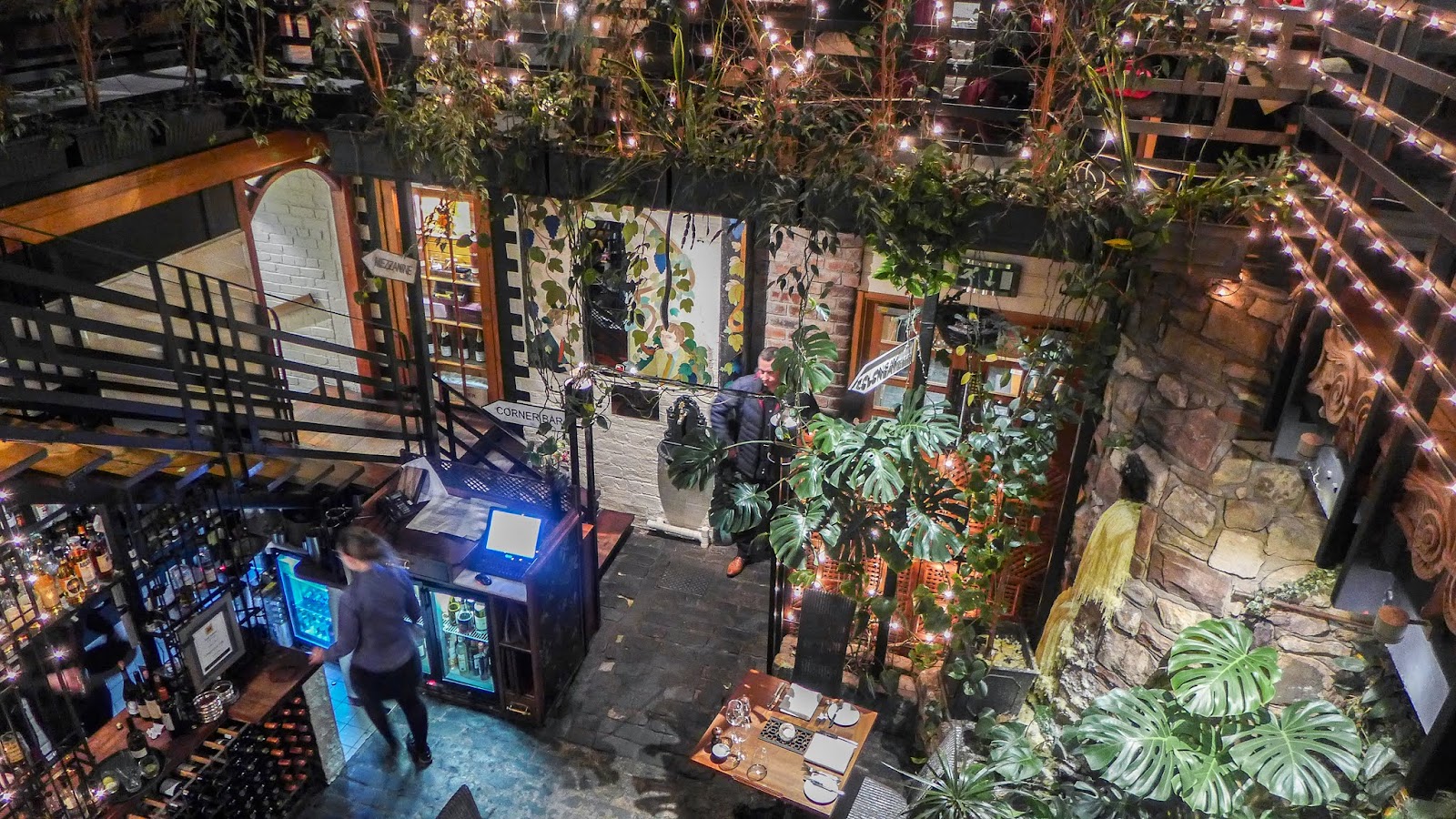 Patchy Growth: Restaurant review: The Ubiquitous Chip, Ashton Lane, Glasgow