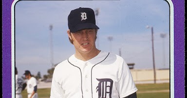 WHEN TOPPS HAD (BASE)BALLS!: MISSING IN ACTION- 1975 BILL SLAYBACK