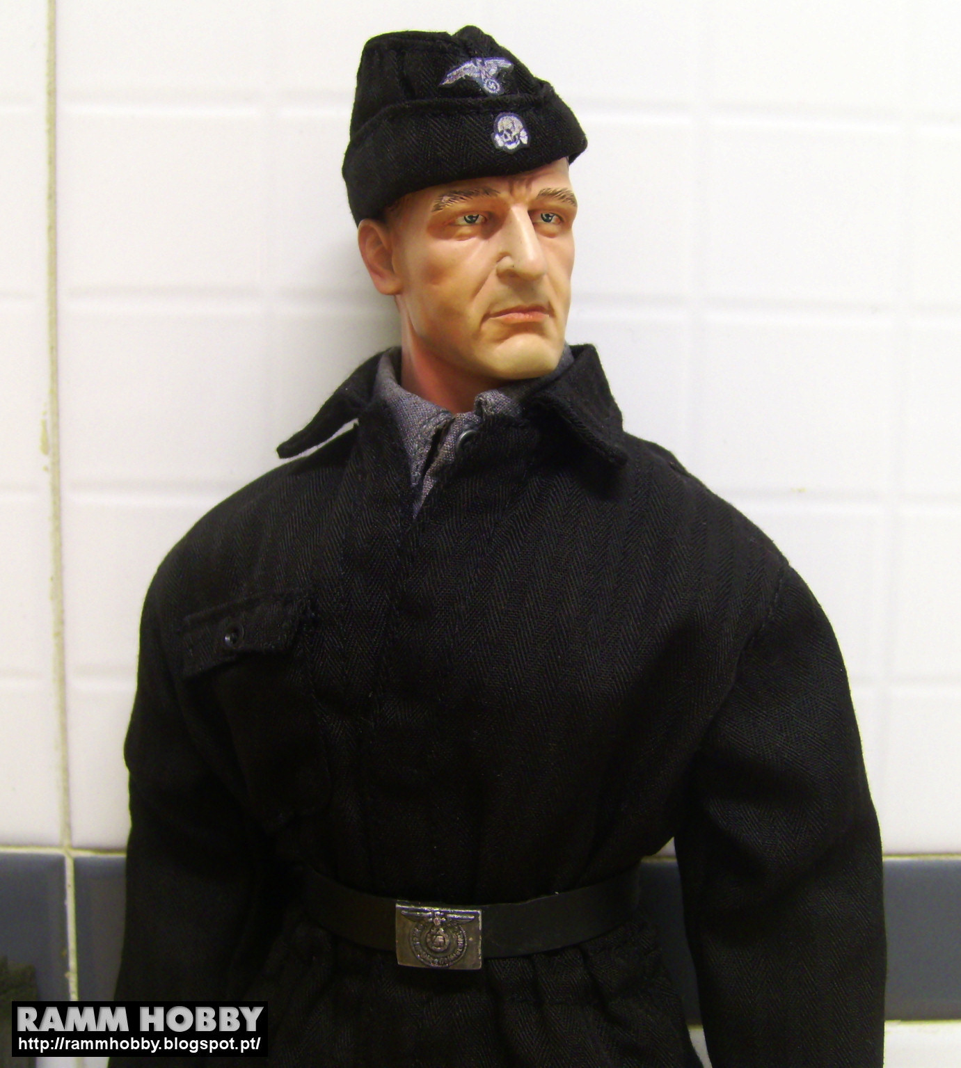 RAMM HOBBY: 1/6 Scale German WW2 - SS Panzer Mechanic