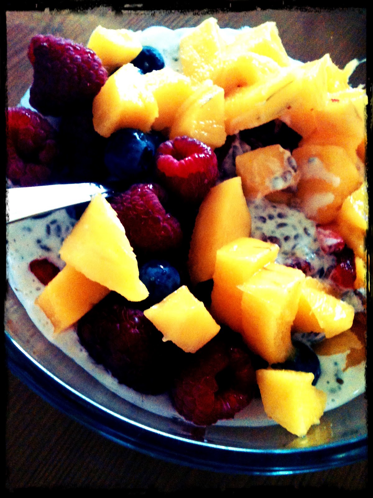 Raw Love Recipes: Energetic Raw Breakfast