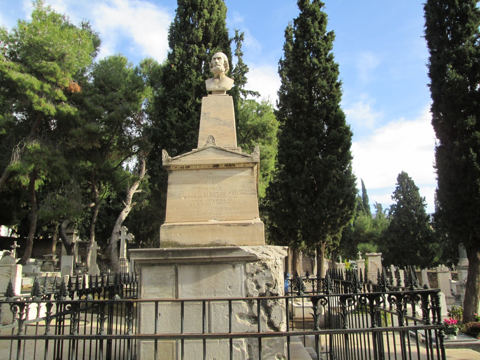 Athens First Cemetery in English: George Finlay