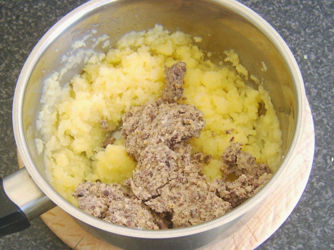 Modern Scottish Food and Recipes: Haggis and Neep Cheeseburgers with ...