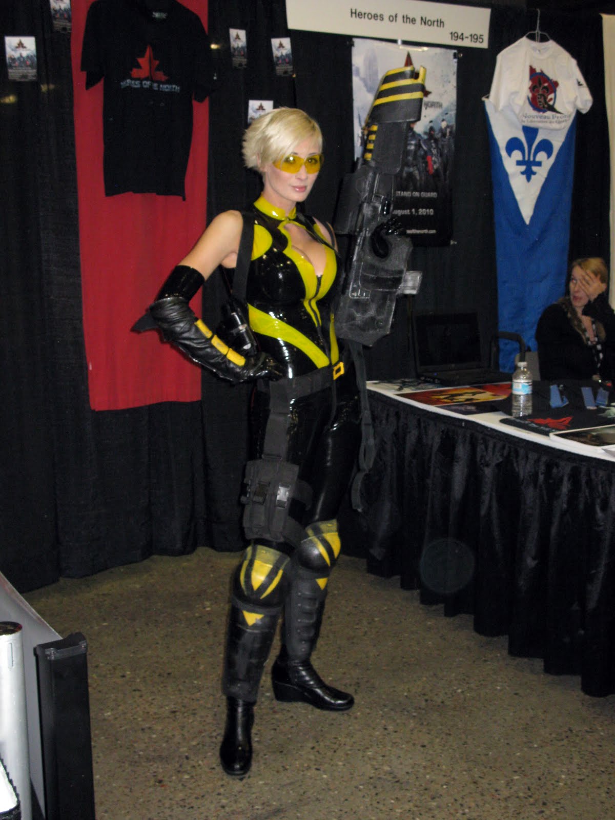 Les Sketcheurs Cosmiques: Marie-Claude Bourbonnais / Hornet de Heroes ...