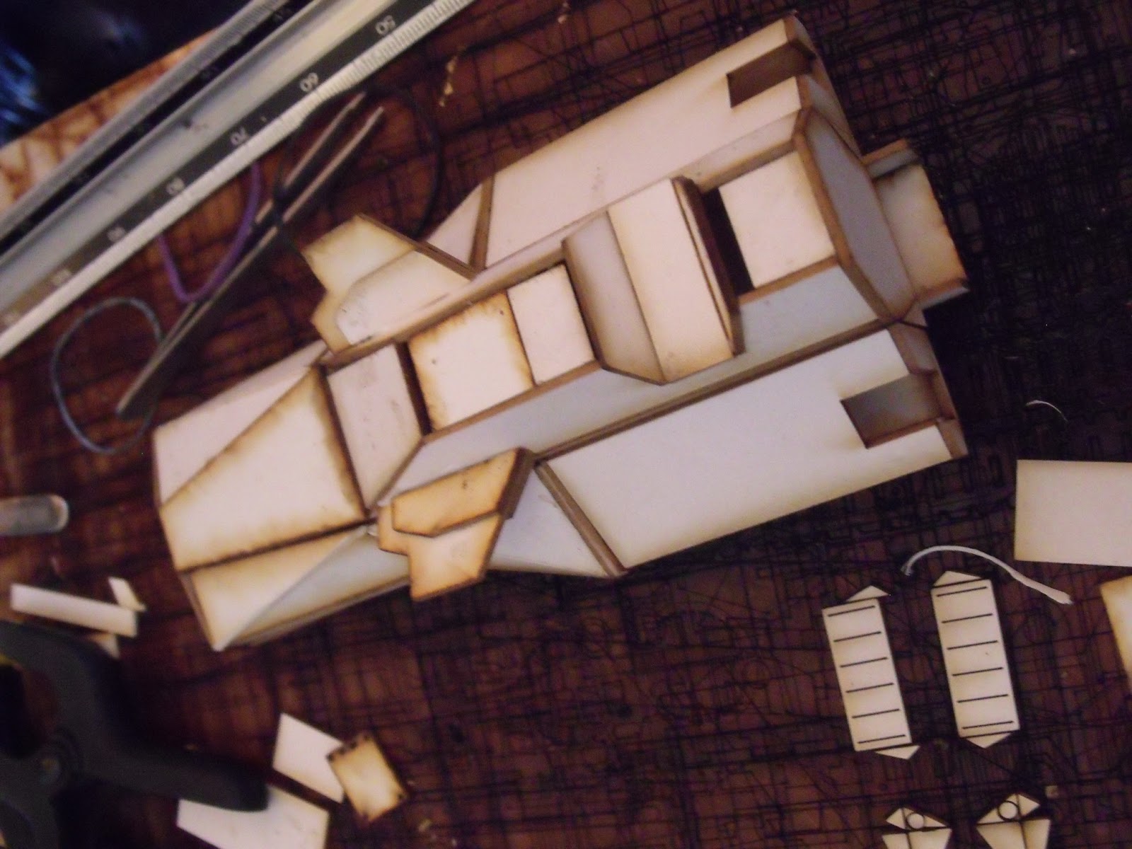 Limited Edition Warhammer models: Warhammer papercraft model - scratch ...