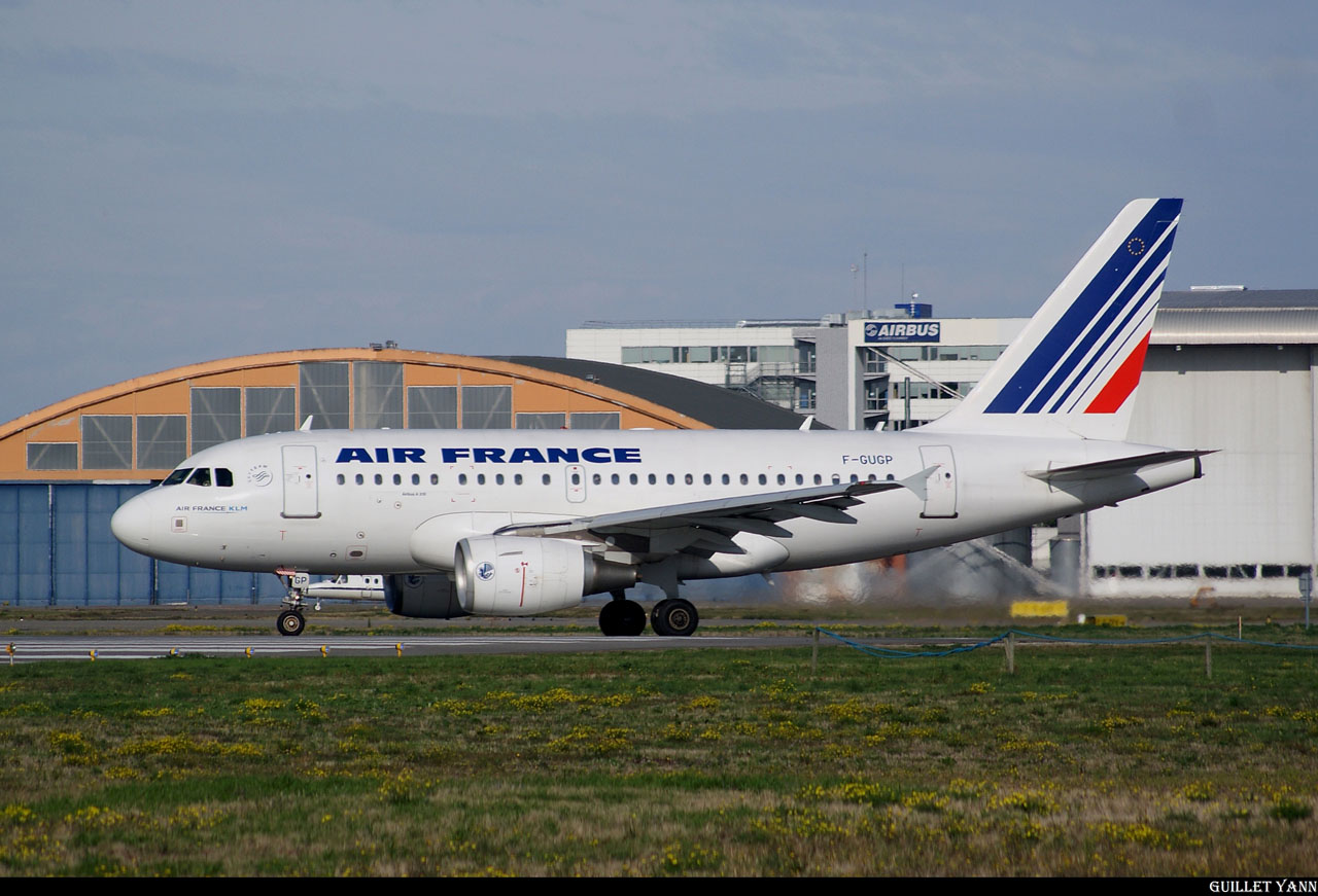 planepictures: Airbus A318