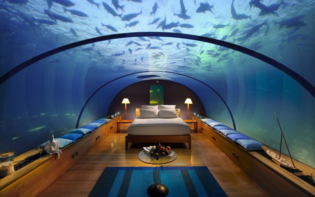 World Visit: Dubai Hotel Underwater