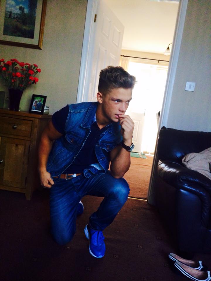 the beauty of male muscle: Joshua