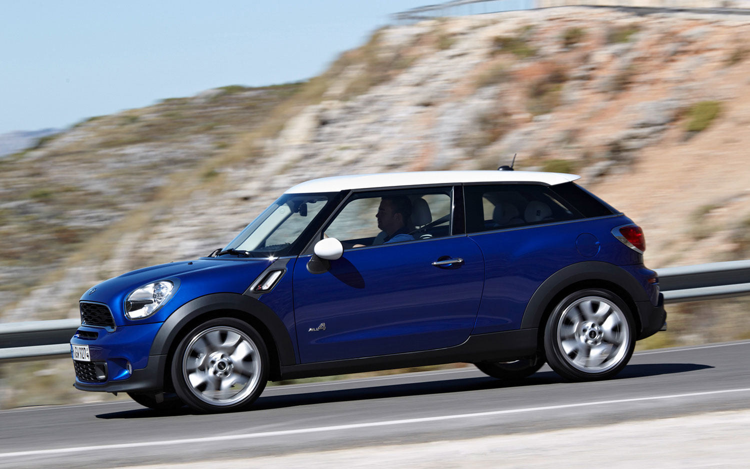 Cars Model 2013 2014: Mini Cooper Paceman First Look
