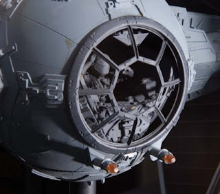 STAR WARS AFICIONADO WEBSITE: CLASSIC IMAGE: TIE COCKPIT